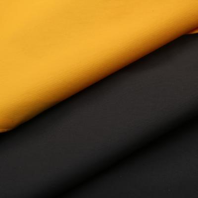 Cina Vestiti standard di sport dello spessore della O del collo degli uomini all'aperto incappucciati su misura del rivestimento in vendita