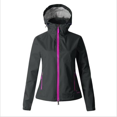 Cina Cappotto di sport delle donne correnti all'aperto del rivestimento leggero impermeabile della giacca a vento in vendita