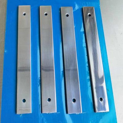 Cina L'obiettivo di pulizia del colpo del vapore del ferro del tubo placca la dimensione su misura d'argento in vendita