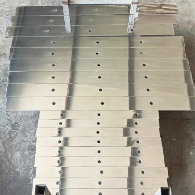 China Zexu Produces Mirror Aluminum Target Plate For Blowing Tube Test Shaft Te koop