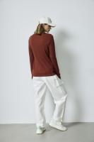 China Rust Brown Ribbed Basic Tops Henley Neck Top White Cargo Pants Set for sale