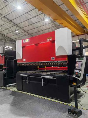 Cina Lmrm Tools Macchina piegatubi per staffa CNC con freno idraulico in lamiera 130T in vendita