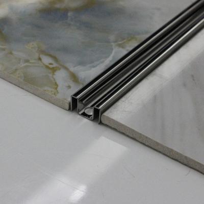 China Metal Silver Trim Strip 201 304 316 Mirror Hairline Brushed Finish for sale
