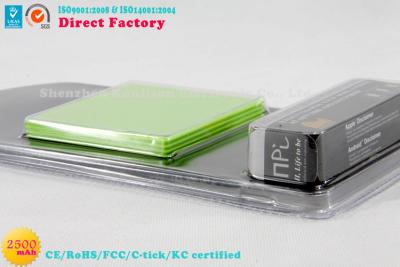 Cina Il potere portatile di mini del biscotto del regalo di potere della Banca 2600mah 3D stampa esile eccellente di colore pieno conta in vendita
