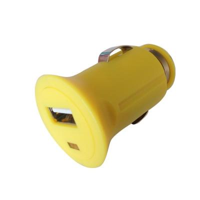 Cina Mini caricatori portatili gialli micro USB dell'automobile di USB per Smartphone in vendita