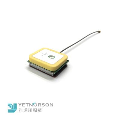 Cina 28±3dBi Guadagno GPS interno Glonass Beidou Cremic Antenna per sistema di navigazione auto in vendita