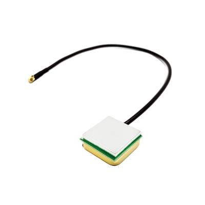 Cina DC3.3-5.0V Tensione di alimentazione R.H.C.P. Polarizzazione GNSS mobile Antenna GPS anti-interferenza in vendita
