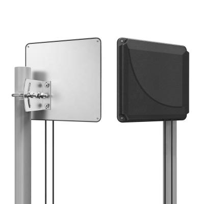 Cina 50 ohm Impedenza 4G Repetitore di segnale Antenna 30cm Lunghezza ideale per applicazioni all'aperto in vendita