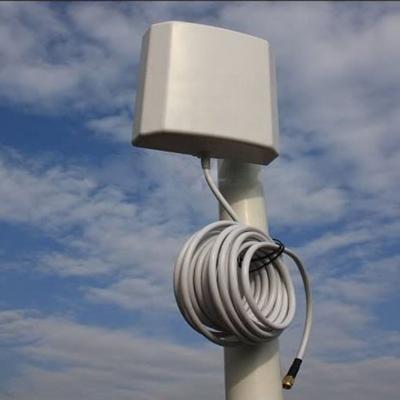 Cina 2Antenna di ripetitore WiFi wireless esterna a.4 GHz con polarizzazione verticale o orizzontale in vendita