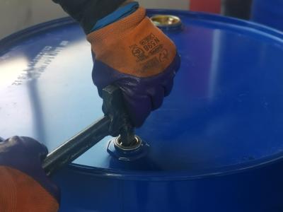 Cina VPOP-45 Contenuto solido 44-47,5% di poliuretano poliemero e TDI per schiuma flessibile in vendita