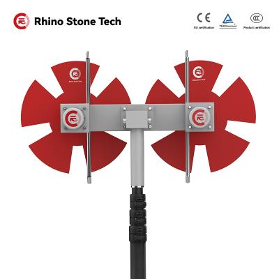 China Cepillo de limpieza de paneles solares con varilla telescópica de fibra de carbono, limpiador de lavado en seco y húmedo con batería de litio en venta