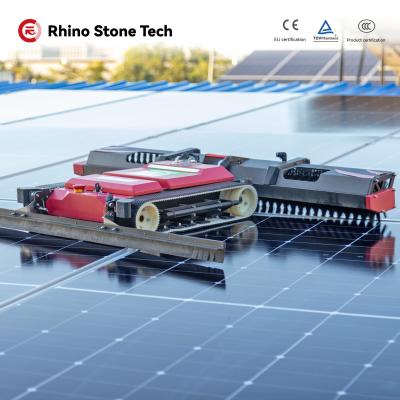 Cina Robot di pulizia solare intelligente Robot di pulizia solare automatizzato con spruzzo d'acqua automatico Lavatrice fotovoltaica robotica autonoma per pannelli in vendita