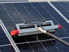 Single Roller Brush Solar Cleaning Brush