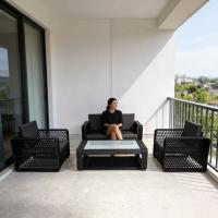 Quality Modern Black PE Rattan Outdoor Sofa Set with Glass Coffee Table for Patio for sale