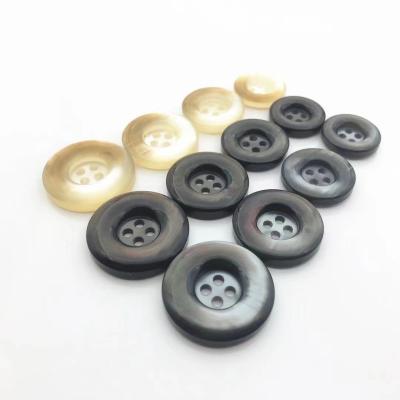 Cina Industria tessile di plastica dell'ABS di Arcylic del bottone del foro di colore 4 del metallo di plastica del nero in vendita