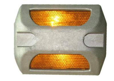 China aluminum road stud cat eye reflector for sale