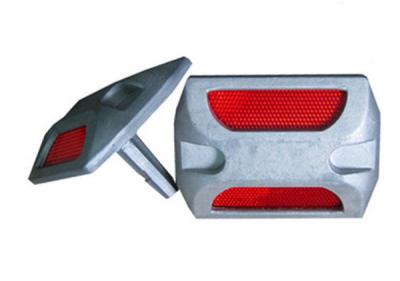 China raised pavement marker with high reflector for sale