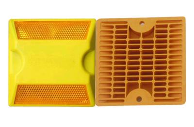 China cat eye reflective plastic road stud for sale