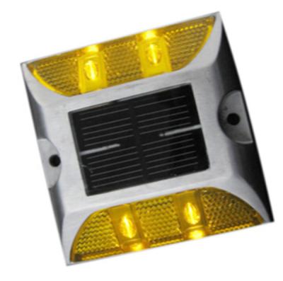 China outdoor waterproof solar power led road stud for sale