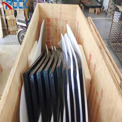 China Art Gothic Cathedral Stained Glass Windows Custom Pattern Church Stained Glass for sale