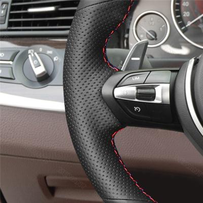 Cina Copertura del volante in pelle nera per BMW M F22 F23 F30 F34 F32 F33 F36 F10 F07 F12 F13 F06 F39 F25 F26 F15 F16 Colore del filo personalizzato in vendita