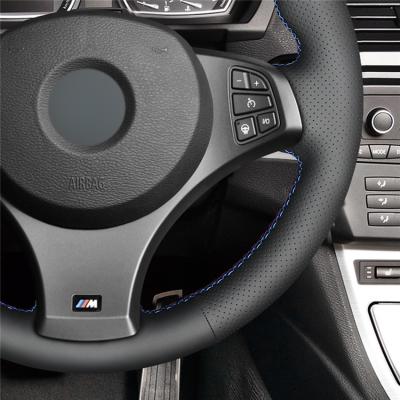 Cina Aggiornate l'interno del vostro X3 E83 2005-2010 con MEWANT Cow Hide Steering Cover in vendita