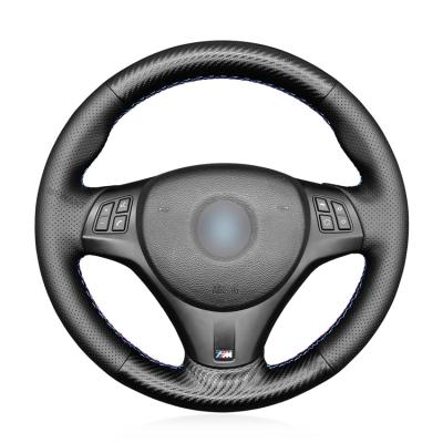 Cina Copertura del volante in pelle di carbonio opaco per BMW Serie 3 E82 E87 E88 E90 LCI E91 M3 E92 125i 325i 335i in vendita