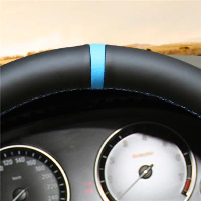 Cina Copertura del volante fai da te in suede nero per BMW E46 E39 330i 540i 525i 530i 330Ci M3 in vendita