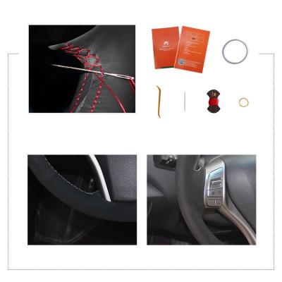 中国 デザインは,Nissan Pulsar 2015 2016 2017 2018用の黒色スウェード革のステアリングホイールのカバー 販売のため