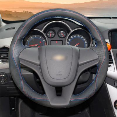 中国 自動車用品 黒 本物の真皮 スウェード 手縫い ステアリングホイールのカバー シェブロレット オルランド 2010 2011 2012 2013 2014 2015 販売のため