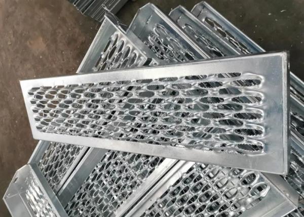Quality Silver Floors And Stairs Anti Skid Metal Sheet Heavy Duty Channel 120-1000mm 1 for sale