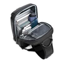 China Multi Pockets Polyester Mens Sling Bag With Usb Charging Interface for sale
