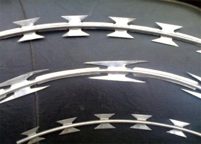China Concertina Razor Blade Barbed Wire / Security Barbed Wire 450mm Coil Diameter for sale