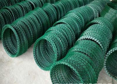 China Concertina Razor Barbed Wire , Hot Dipped Galvanized Razor Wire 2.5mm Diameter for sale