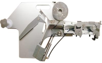 China Alimentador KW1-M5500-010 do CL 32mm de SMT YAMAHA usado na máquina da picareta e do lugar à venda