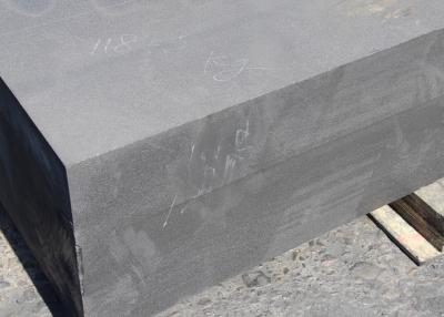 China 1.70 Density 15 MPa Flexural Strength 0.8mm Grain Size Vibration Graphite en venta