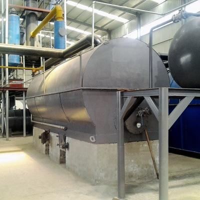 Cina Tecnologia rivoluzionaria impianto di distillazione di olio di scarto per la produzione di gasolio e olio base in vendita