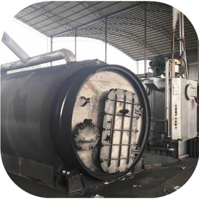 Cina 45% di rendimento del petrolio Pirolisi dei rifiuti di pneumatici soddisfa la domanda dei clienti per la produzione di olio combustibile in vendita