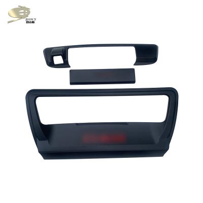 Cina Nastro esteriore dei corredi del corpo della nebbia della copertura del fanale posteriore di Chrome per Isuzu 2020 D-massimi 2021 Matte Black in vendita