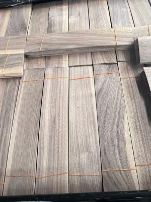 China 1,2 mm amerikanisches Schwarzwalnuss-Furnier für die Deckschicht von technischen Böden zu verkaufen