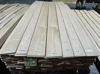 China OEM Red Oak Wood Veneer Quercus Rift Sawn Door Leaf Gebruik Te koop