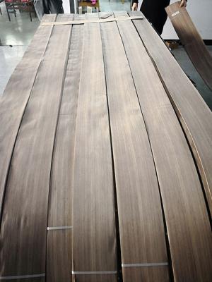 China A grão reta do folheado de madeira real de Lonson Rift Cut Walnut Veneer 250cm viu à venda