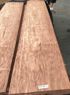 Cina La corona ha tagliato il legno esotico impiallaccia il compensato normale di immaginazione della fetta di Bubinga 0.45mm in vendita
