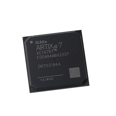 China 75520LE 11800ALM CPLD Field Programmable Device Logic Array XC7A75T-2FGG484I for sale