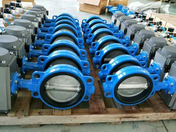 China Válvulas de controle pneumáticas pneumáticas do atuador giratório de válvulas de borboleta da bolacha à venda