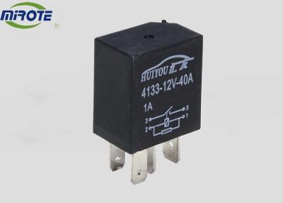 Cina Impermeabilizzi un relè di 4 Pin adatto ad automobili smazzano con la copertura nera 95224-2D000 DC12V 20A 90987-02020 mr-588567 30019347 in vendita