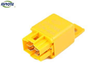 Cina Relè 12V/24V del condizionatore d'aria dell'automobile di 4 perni un peso leggero di 40 amp con la copertura gialla in vendita