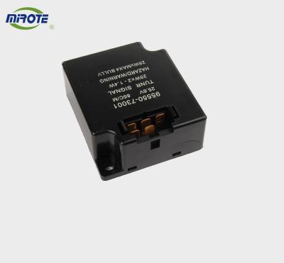 Cina Lampeggiatore principale elettronico del segnale di giro del relè della direzione di 5 Pin 95550-73001 per MITSUBISHI MC857354 066500-3132 MK327447 in vendita