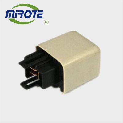 China JAC Truck Cabin Parts Power Relay 95220-88500 MC843786 MC854954 18Z8DK MC856359 MC848962 Relay Device for sale