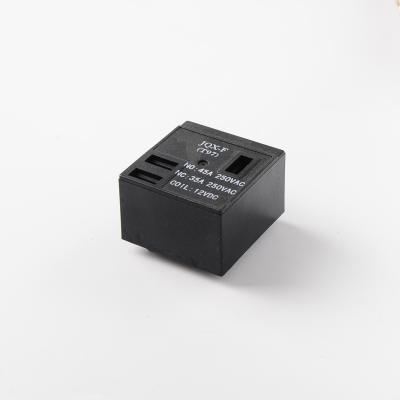 Cina Relè automobilistico elettrico 250VAC 12VDC JQX-F (T97) di potere 35A/45A di controllo della bobina in vendita